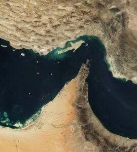 Iranul închide din nou Strâmtoarea Ormuz